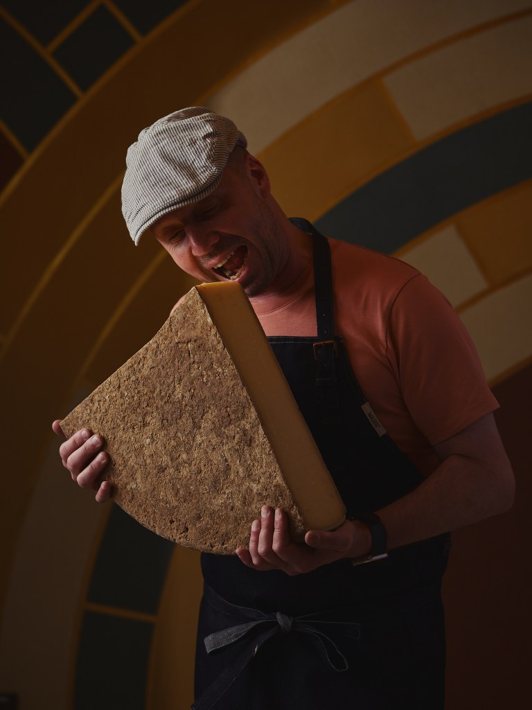 Team – ROUCOU – Cheese Omakase & Bar